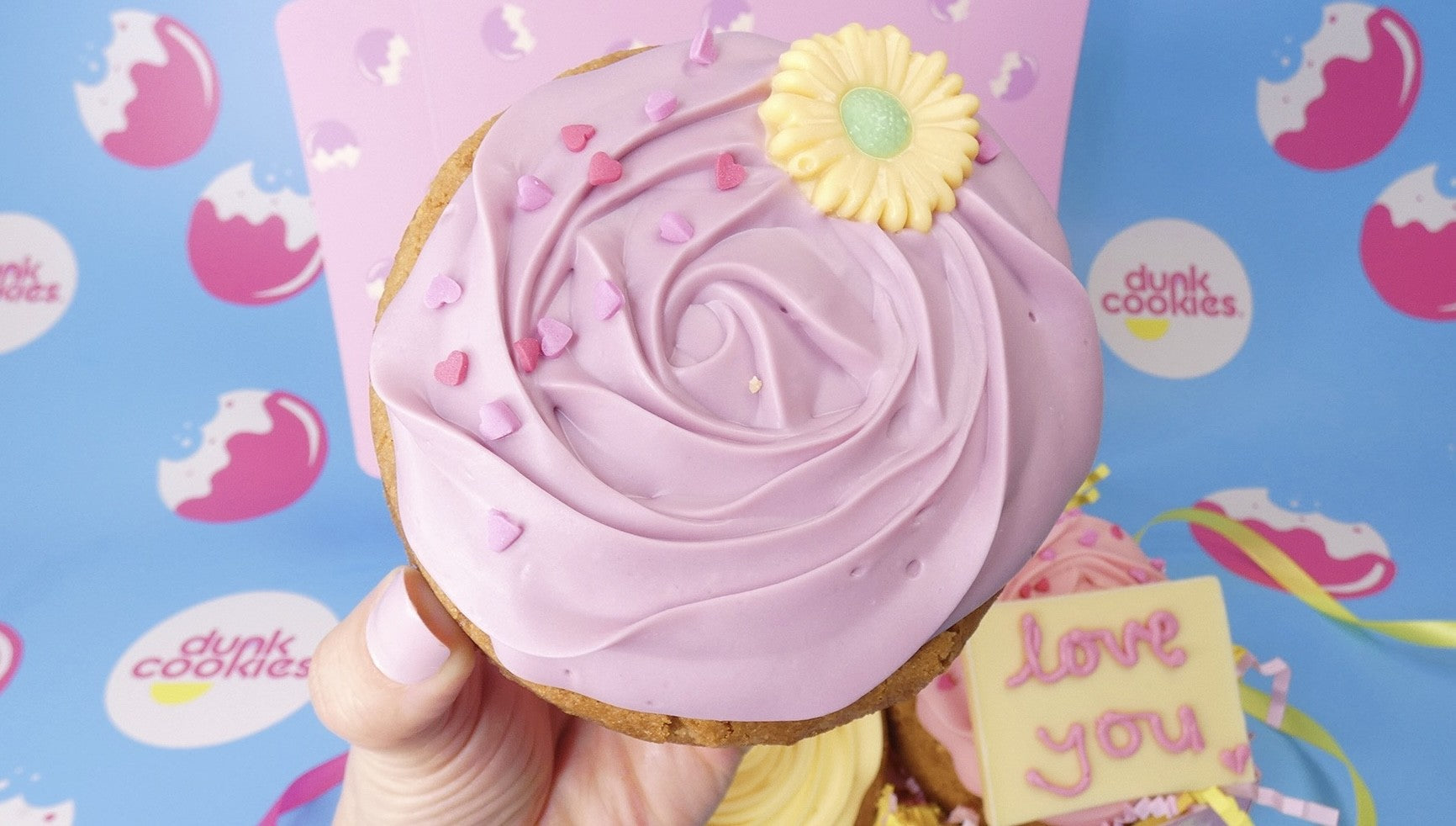 Mother’s Day Gift Boxes – Delicious Cookies & Gifts for Mum | Dunk Cookies